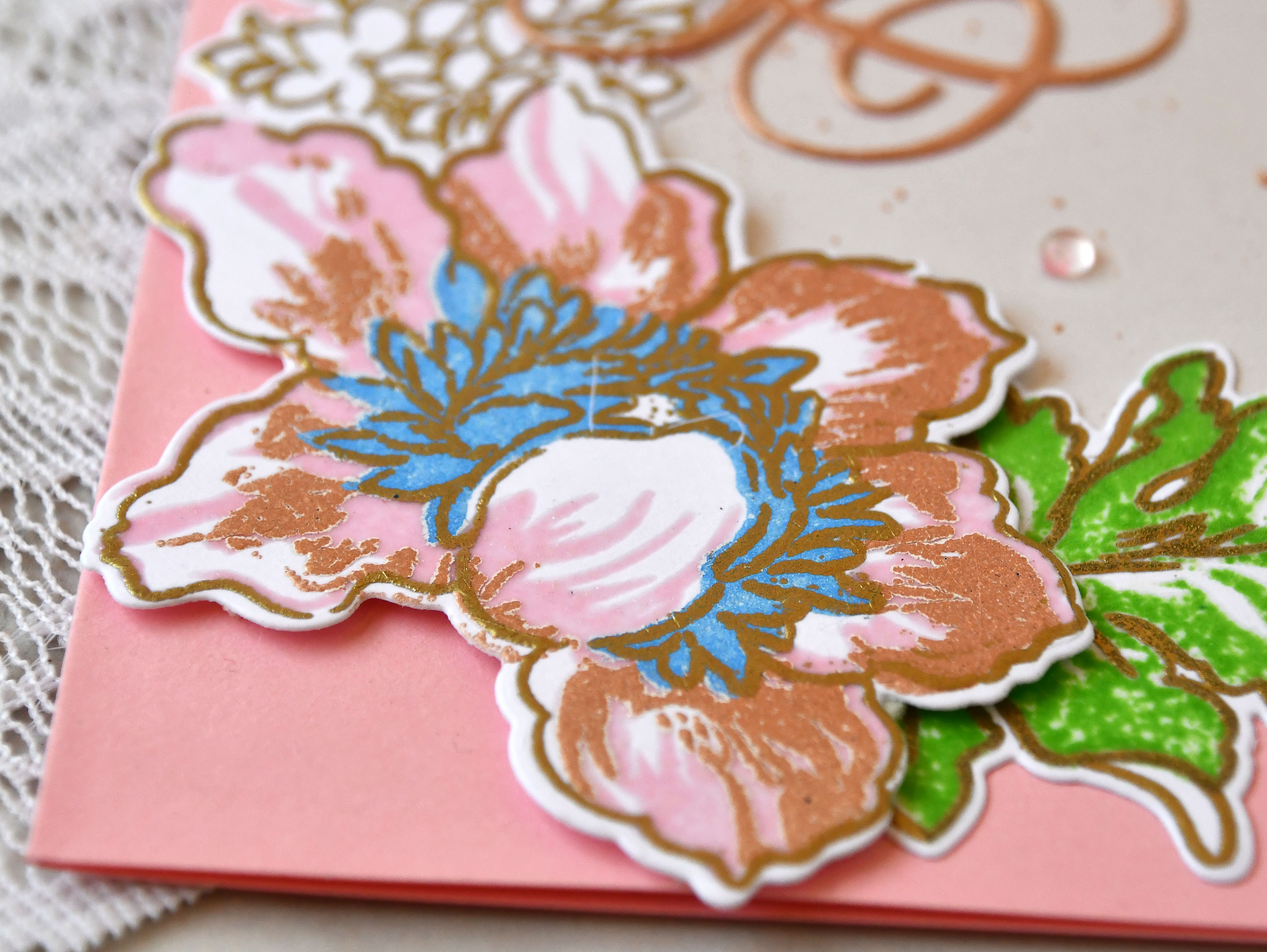 Impressive Heat Embossing – Folded with Care